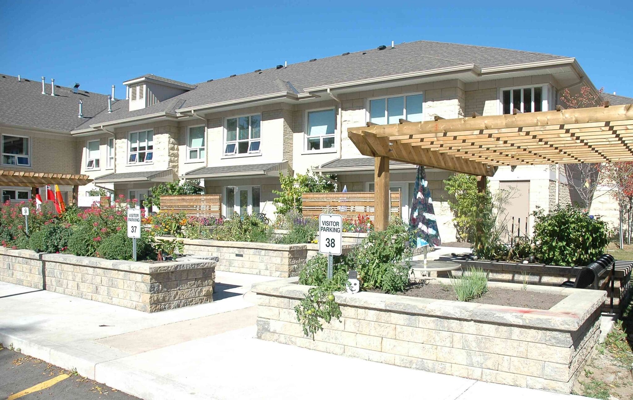 Design-Build General Contractor | Kiwi Newton